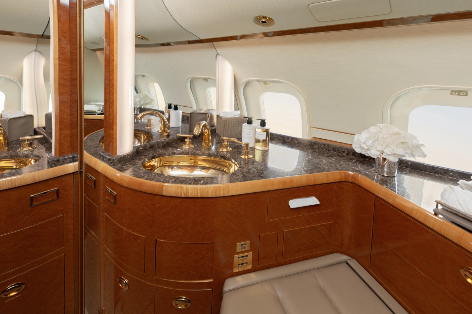 Bombardier Global Express XRS - Private Jet - Global Jet
